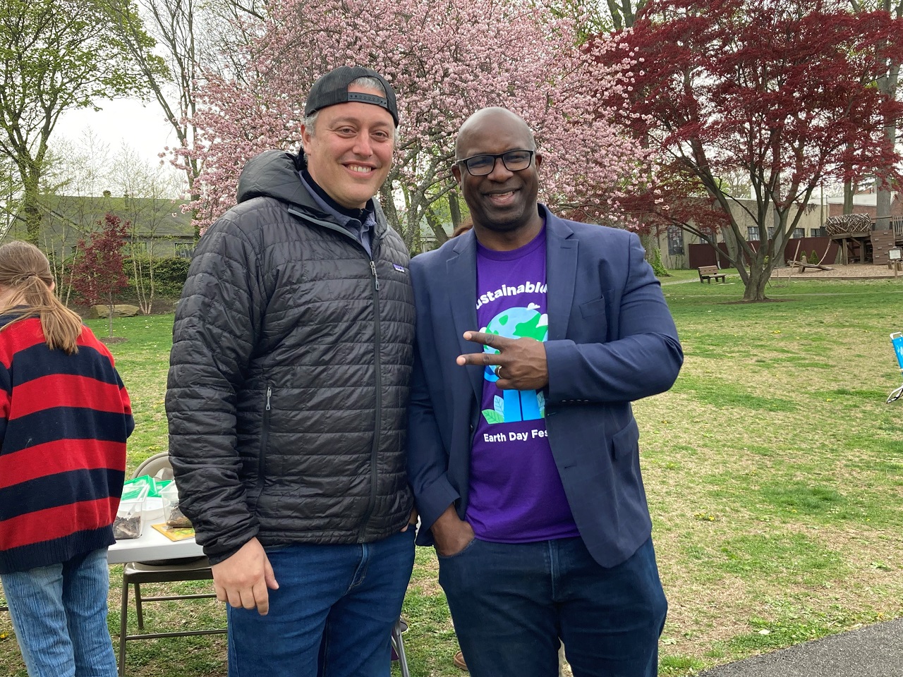 Larchmont-Earth-Day-Peter-and-Rep.-Bowman-4-22-23 - Save the Sound