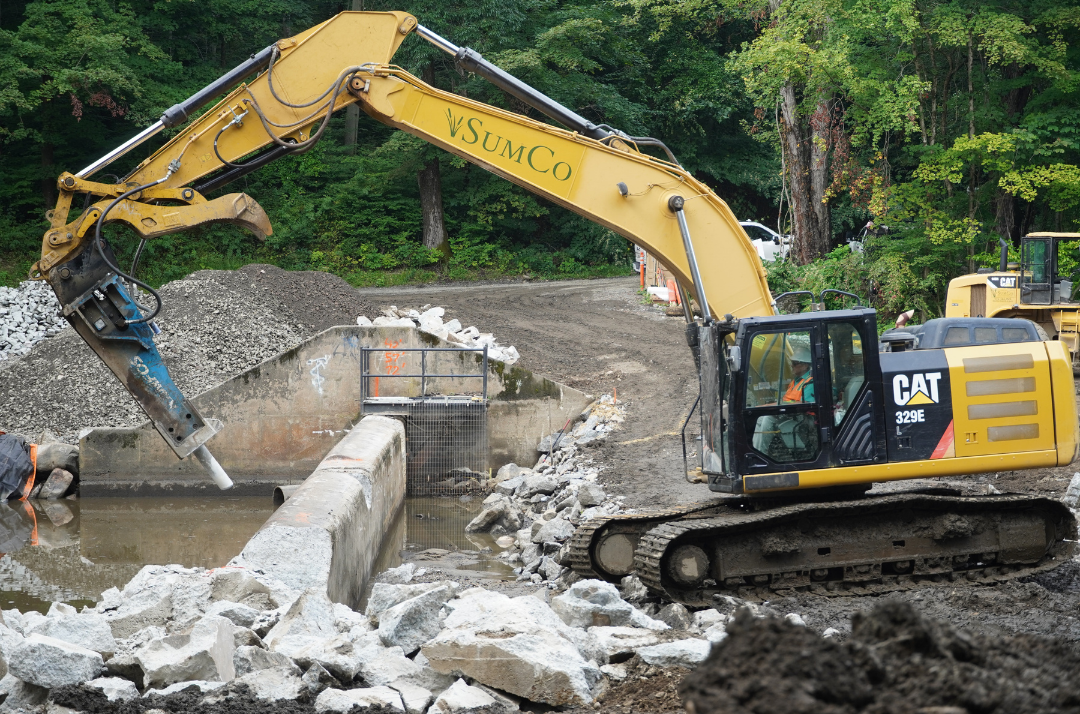 Dana-Dam-big-yellow-machine - Save the Sound